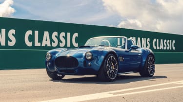 AC Cobra GT Roadster – pictures | evo